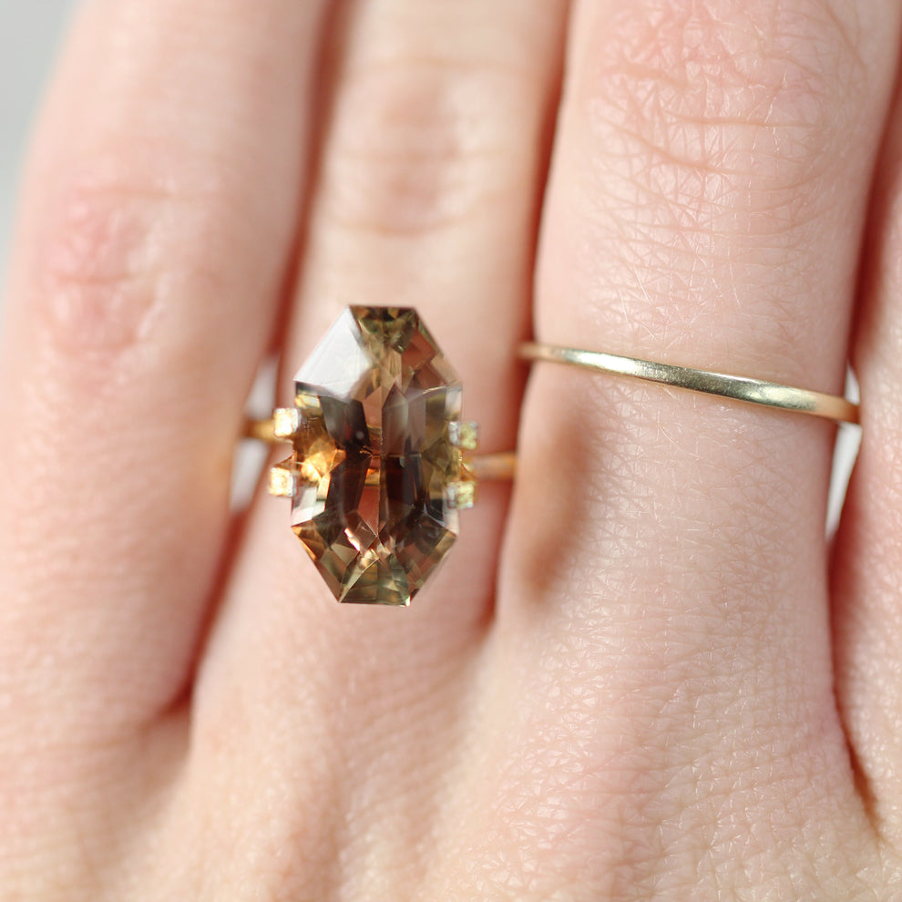 6 Carat Elongated Hexagon Sunstone - Inventory Code SUNHB600 ...